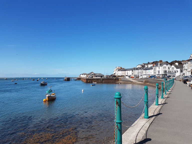 Glamping Holidays & Touring Pitches | Aberdyfi, Gwynedd | Nyth Robin